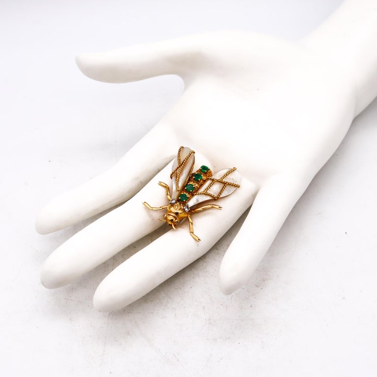 Chaumet Paris 1960 Jeweled Bee Brooch in 18Kt Yellow Gold with Diamonds ...