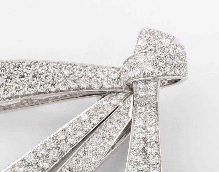 Chaumet Paris Diamond Bow Brooch For Sale at 1stDibs