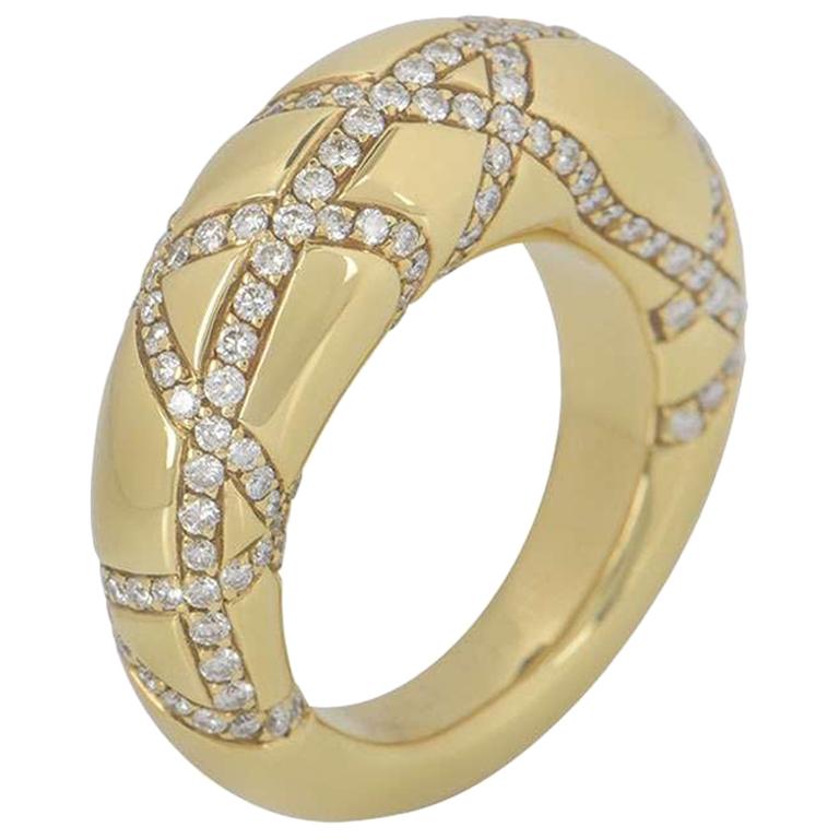 Chaumet 18 Karat Yellow Gold Diamond Ring at 1stDibs