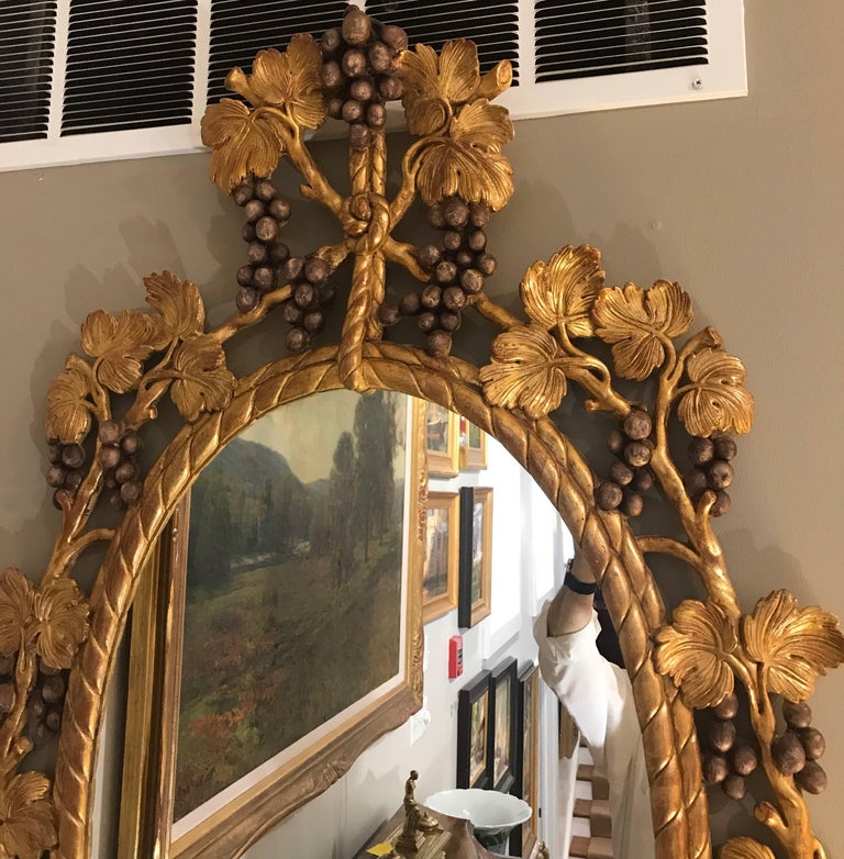 Chelsea House Oval Gilt Mirror For Sale at 1stDibs