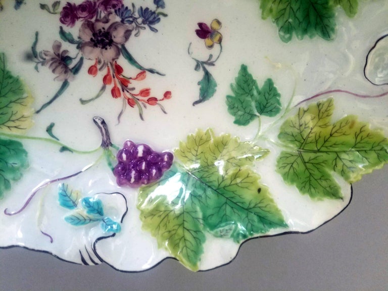 Chelsea Porcelain Red Anchor Period Vine-Leaf Botanical Dishes, circa ...