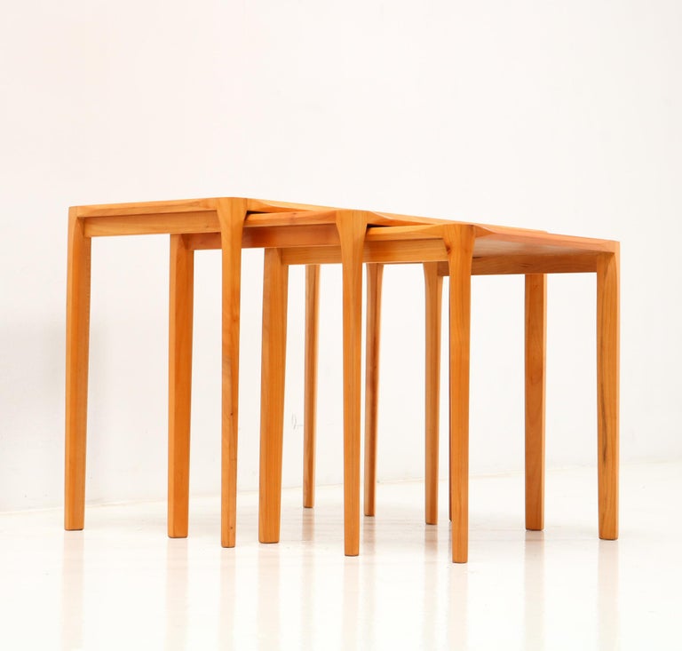 Cherry Mid-Century Modern Nesting Tables by Rex Raab for Wilhelm Renz ...