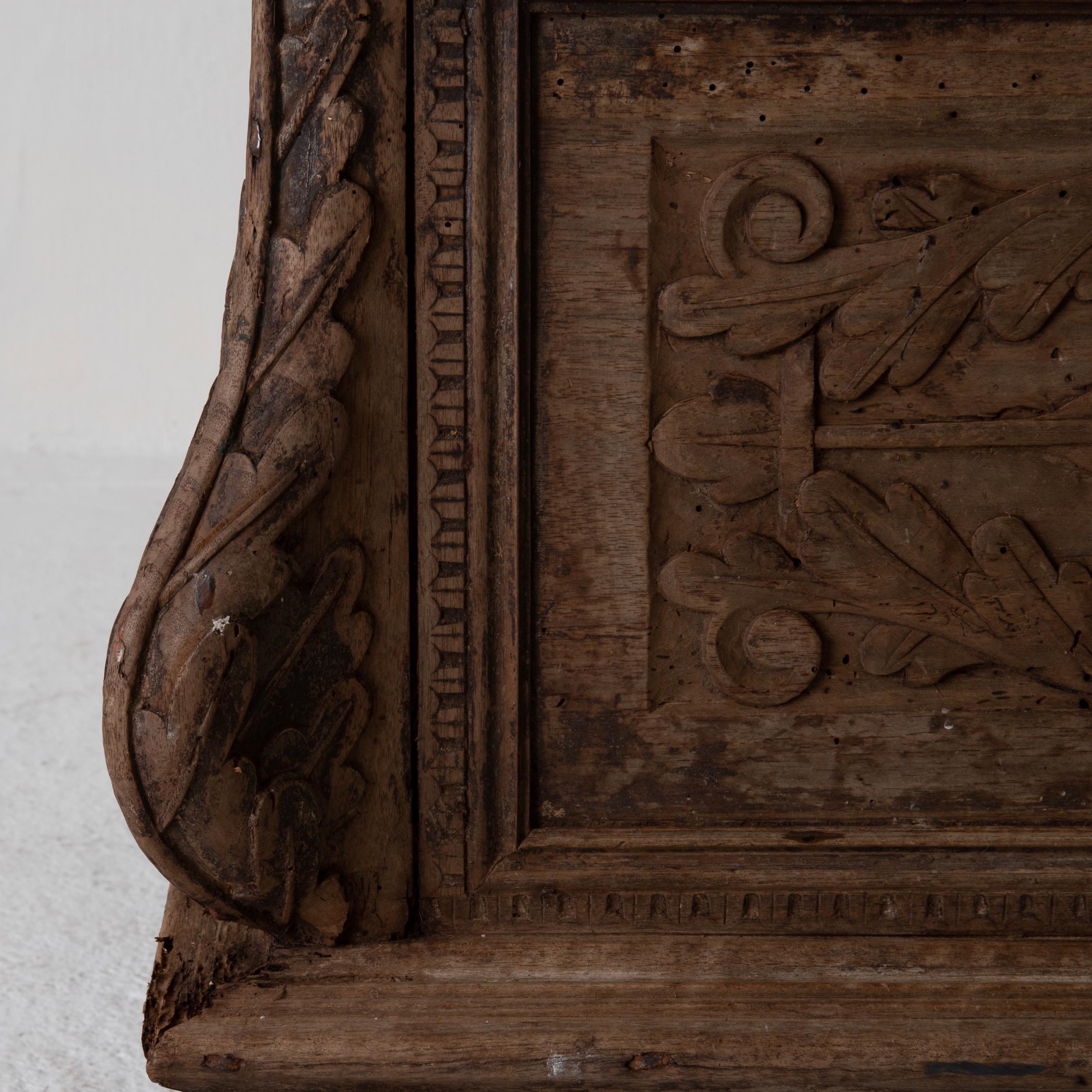 Chest Blanket Cassone Italian Baroque Oak Crest, Italy at 1stDibs
