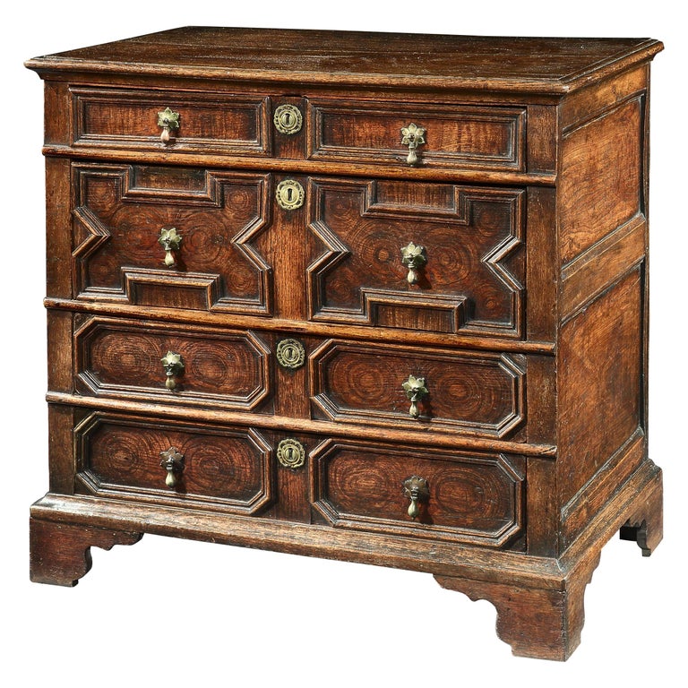 Chest of Drawers Chest Oyster Veneer Decoration Painted English ...