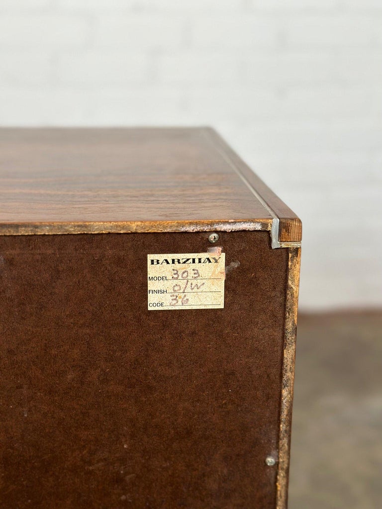 Chest of Drawers with Aluminum For Sale at 1stDibs
