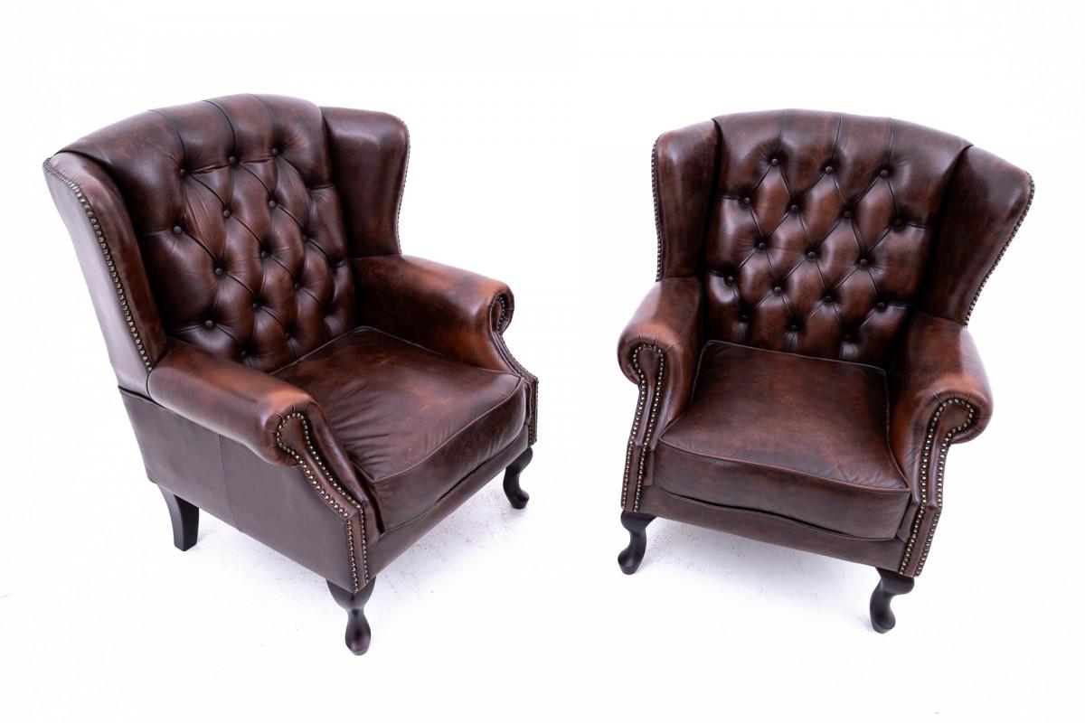 Chesterfield living room set, Western Europe. For Sale at 1stDibs