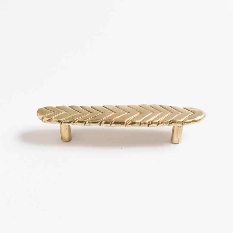 Chevron 3 pull handle For Sale at 1stDibs