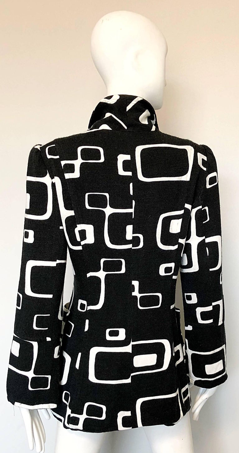 Chic 1990s Alberto Makali Size 12 Abstract Op Art Black and White ...