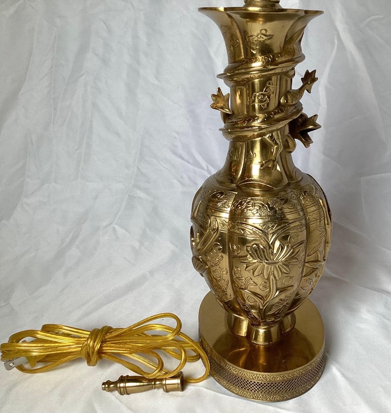 Chic Japanese Polished Bronze Lamp For Sale at 1stDibs