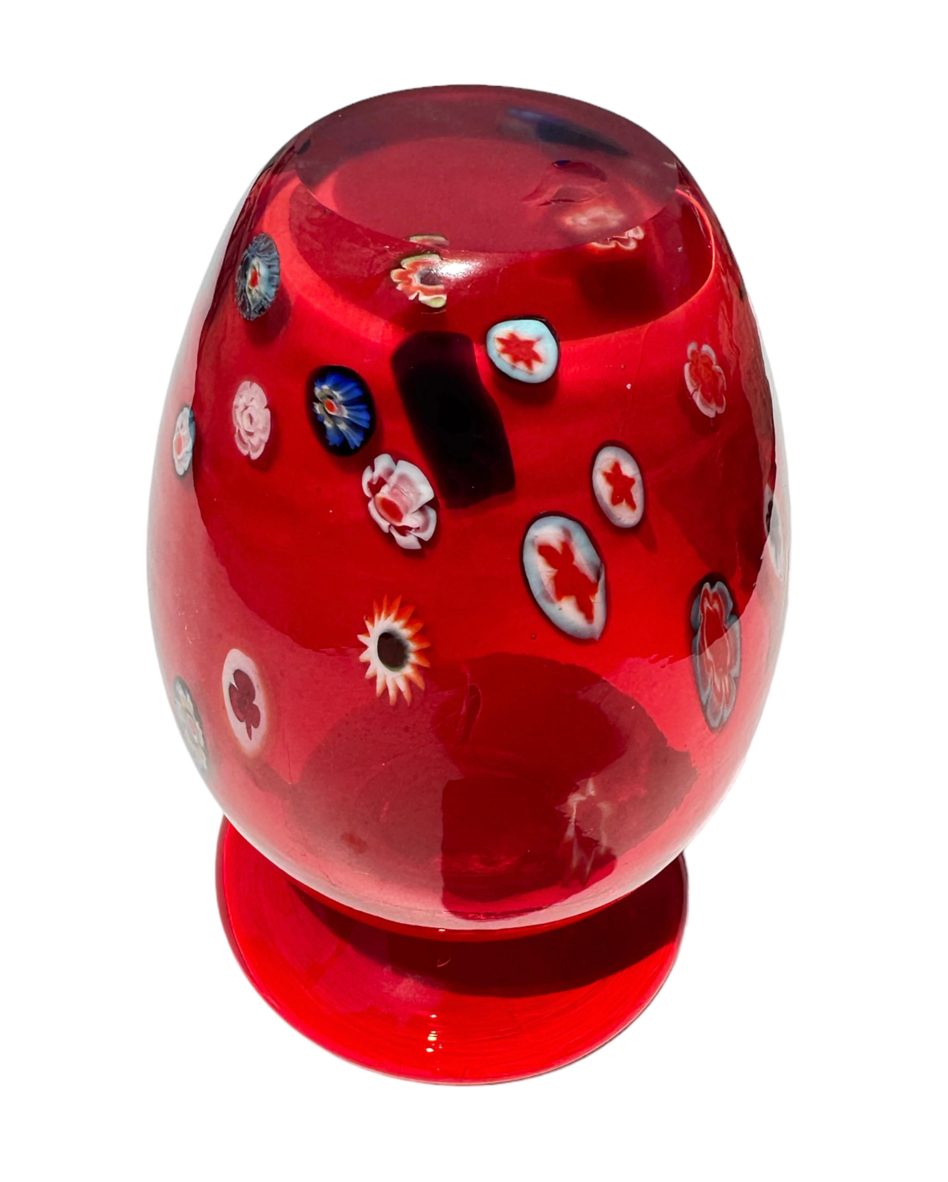 Chili Red Vase, Italian Art Glass For Sale at 1stDibs