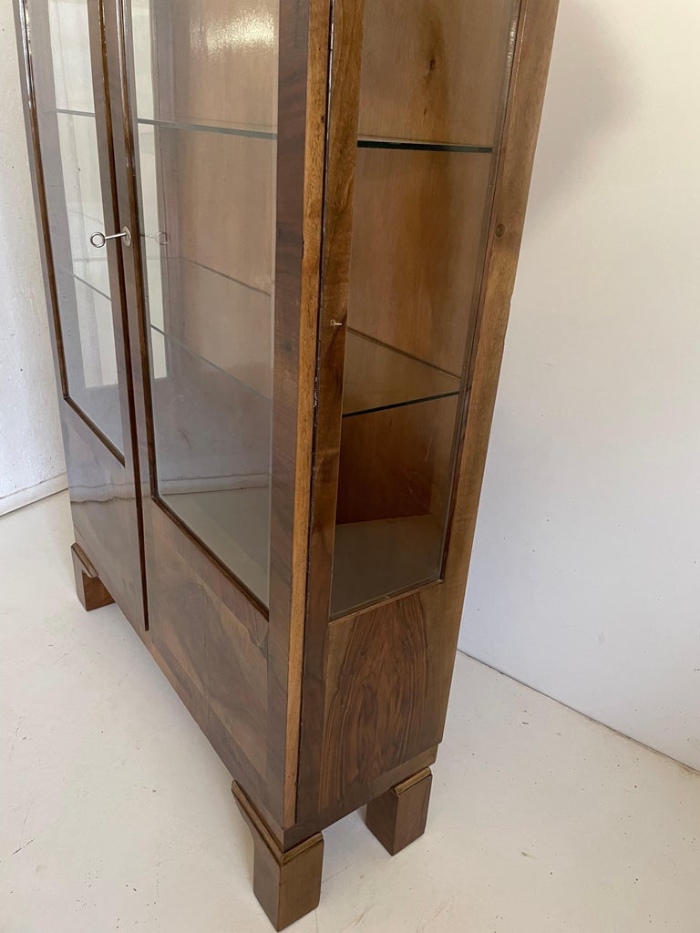 China Closet Art Deco For Sale at 1stDibs
