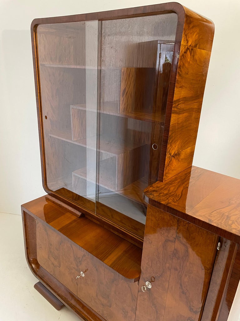 China Closet Art Deco For Sale at 1stDibs
