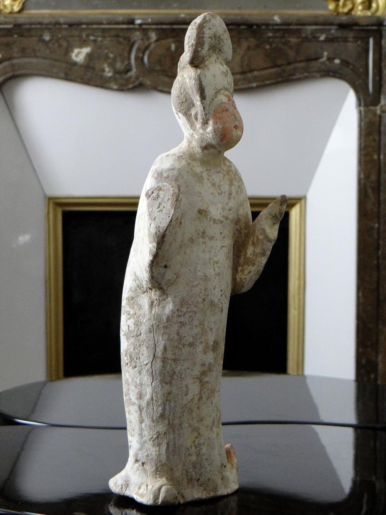 China, Tang Dynasty 618-917, Terracotta Statuette of a Lady of Court ...