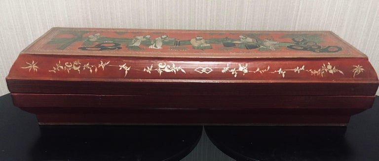 Chinese 18th Century Qing Dynasty Scroll Box For Sale at 1stDibs