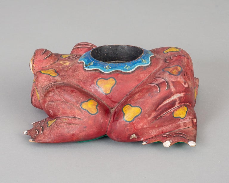 Chinese Antique Carved and Painted Frog For Sale at 1stDibs