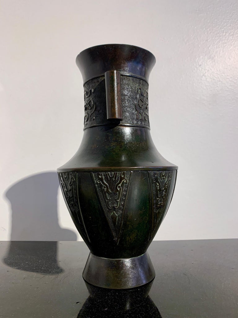 Chinese Archaistic Bronze "Arrow" Vase, Hu, Republic Period, China For ...