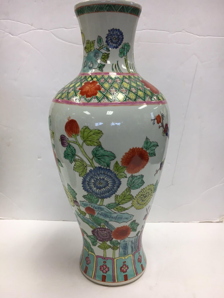 Chinese Asian Baluster Form Porcelain Vase with Intricate Painted ...