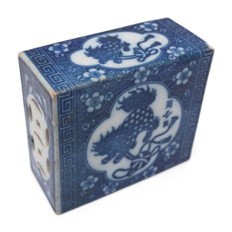 Chinese Blue and White Fu Lion Headrest For Sale at 1stDibs
