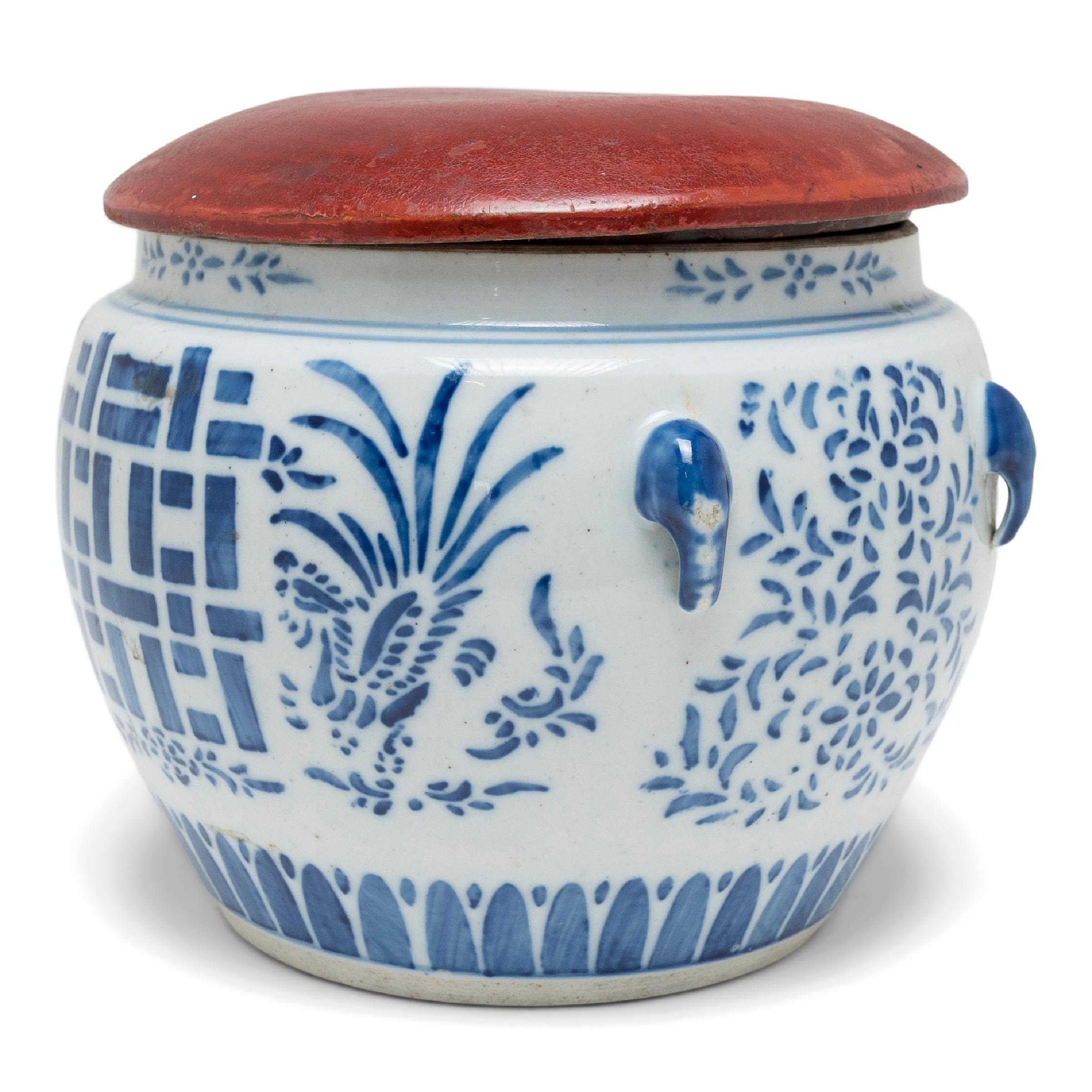 Chinese Blue and White Jar with Red Wood Lid For Sale at 1stDibs
