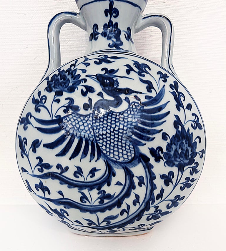 Chinese Blue and White Porcelain Phoenix Bird Vase with Handles For ...