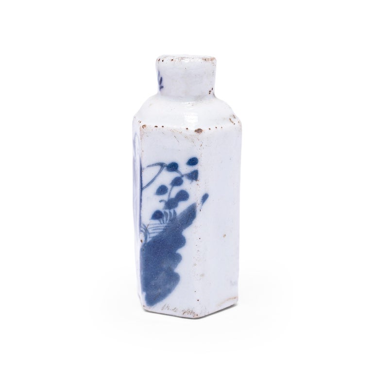 Chinese Blue and White Snuff Bottle, circa 1900 For Sale at 1stDibs