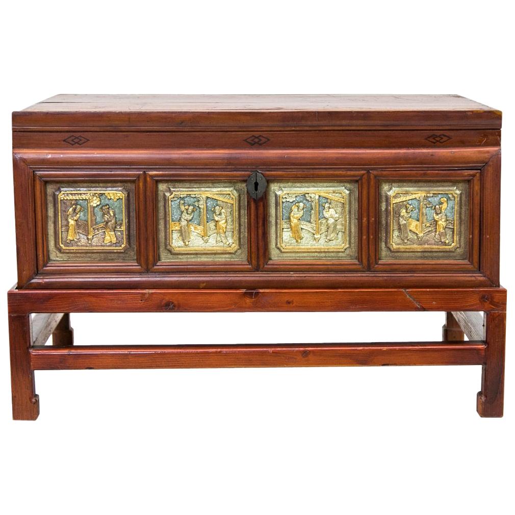 Pedestal Box on Stand Table with Gold Details For Sale at 1stDibs