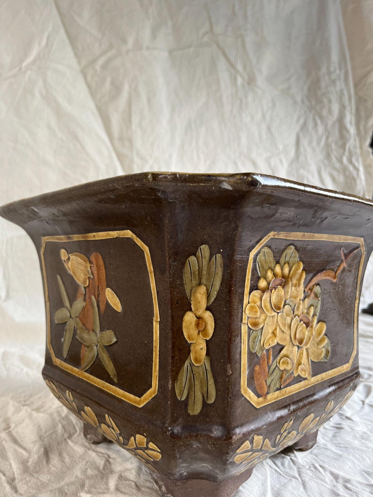 Chinese Cachepot, 20th Century China For Sale at 1stDibs