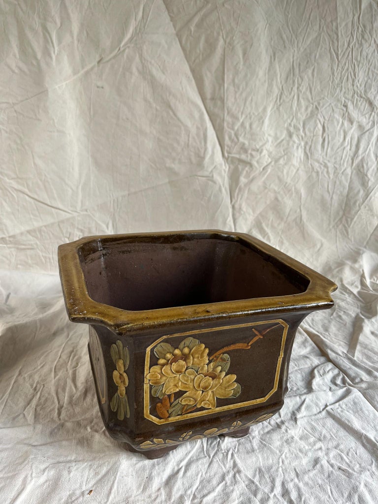 Chinese Cachepot, 20th Century China For Sale at 1stDibs