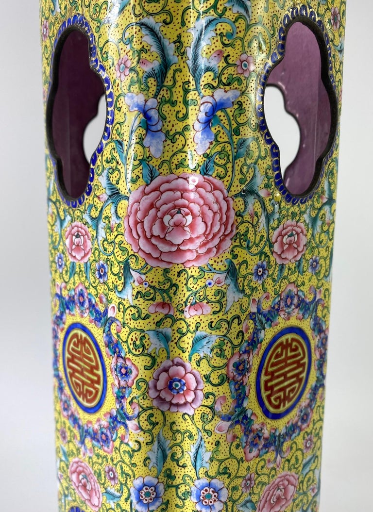 Chinese Canton Enamel Hat Stand, C. 1800, Qing Dynasty For Sale at 1stDibs