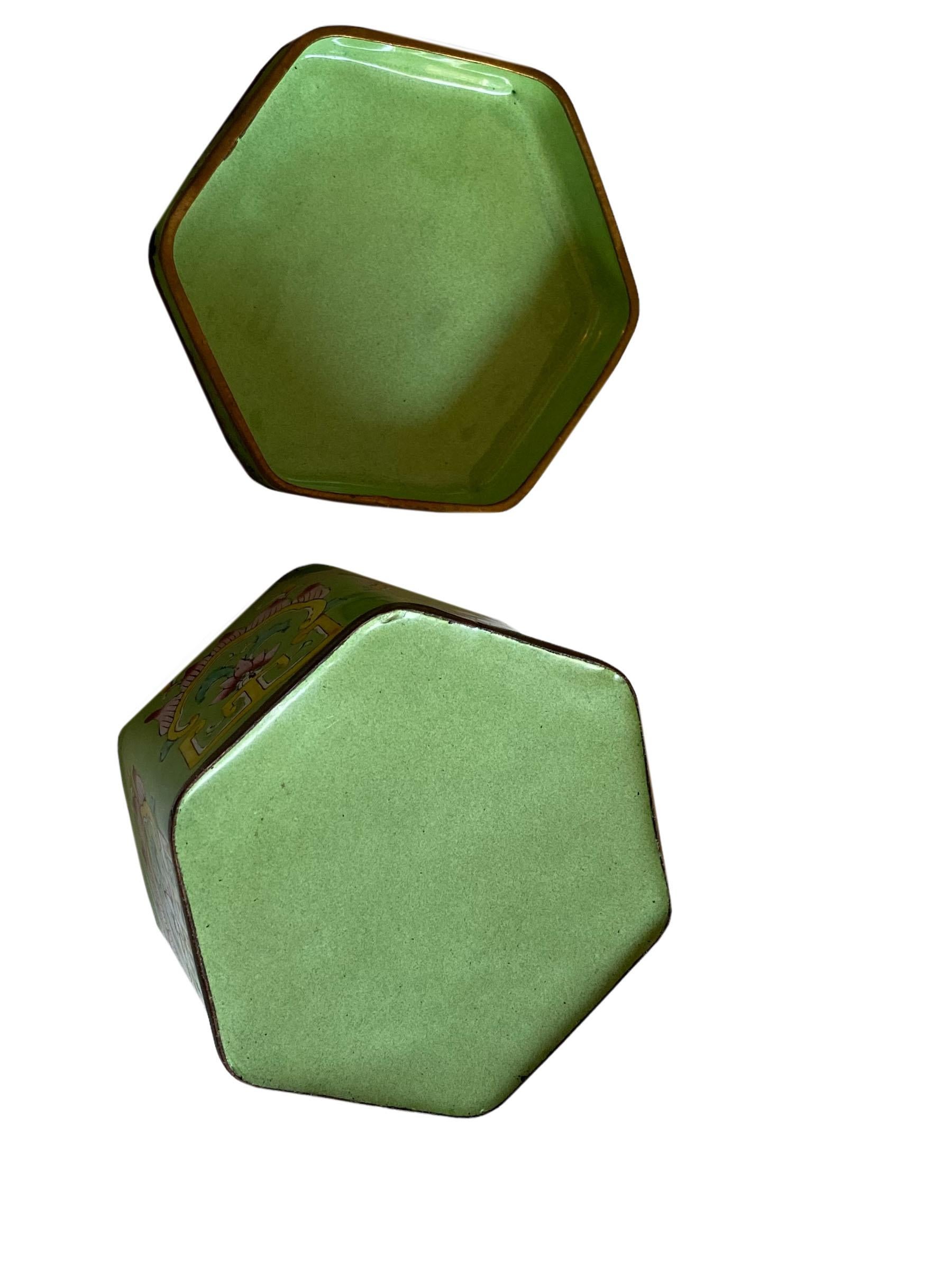 Chinese Canton Tea Caddy Box For Sale at 1stDibs