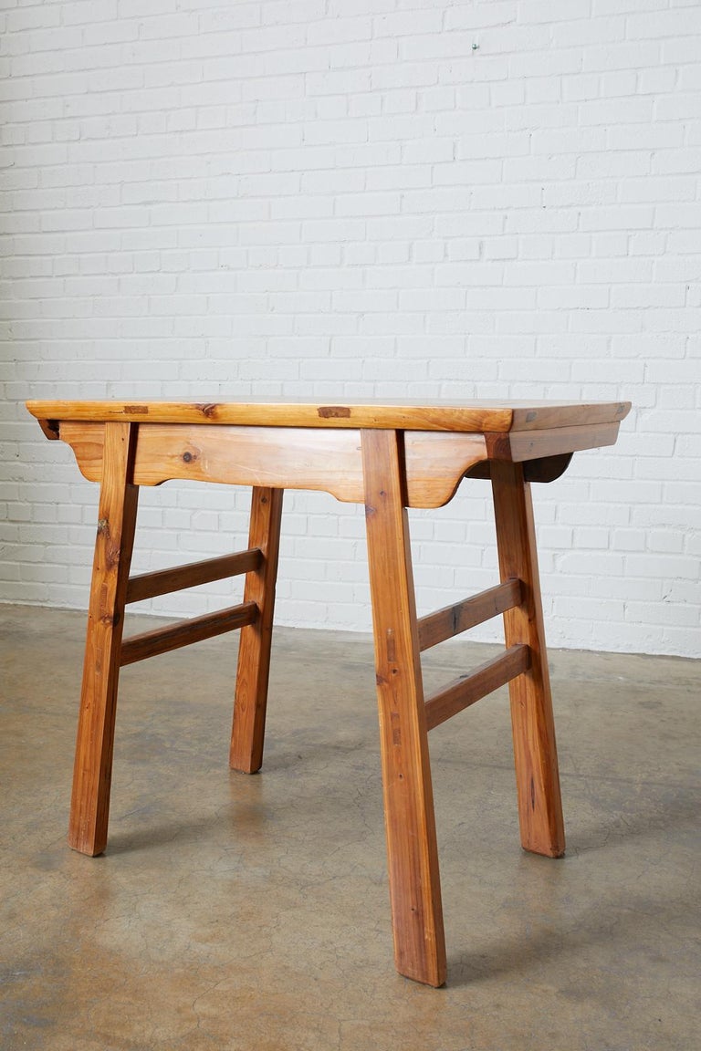 Chinese Carved Wine Entry Table For Sale at 1stDibs