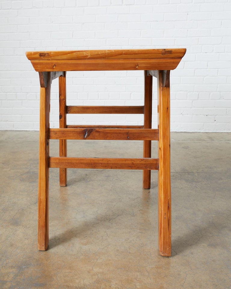 Chinese Carved Wine Entry Table For Sale at 1stDibs