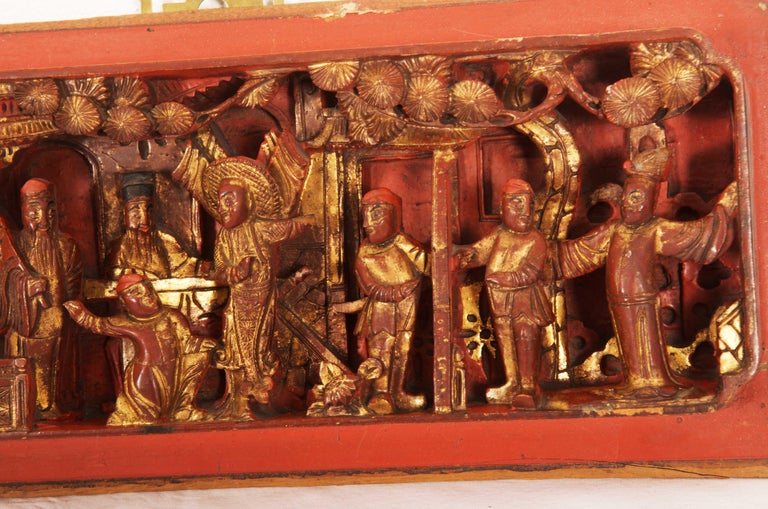 Chinese Carved Wooden Gilded Panel Wall Decoration For Sale at 1stDibs