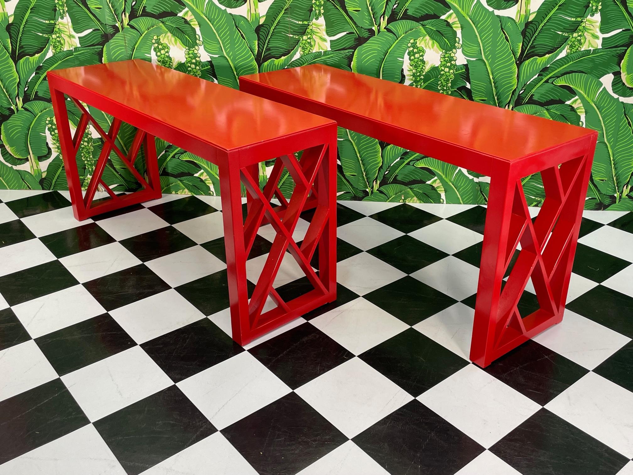 Chinese Chippendale Pair of Console Tables by Henredon For Sale at 1stDibs