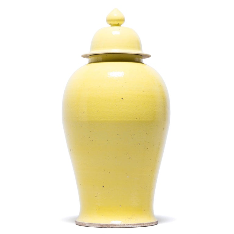 Chinese Citron Yellow Double Baluster Jar For Sale at 1stDibs