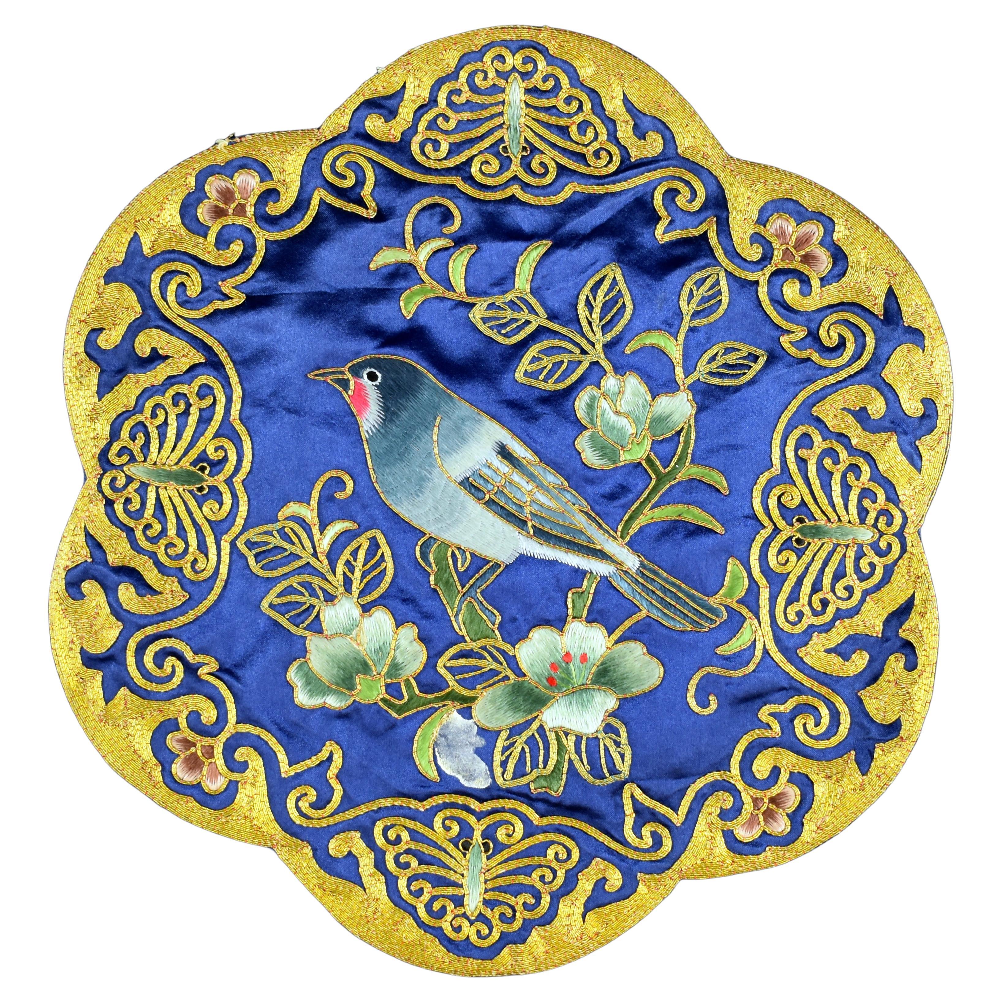 Chinese Decorative Silk with gold embroidered Cartouche For Sale at 1stDibs