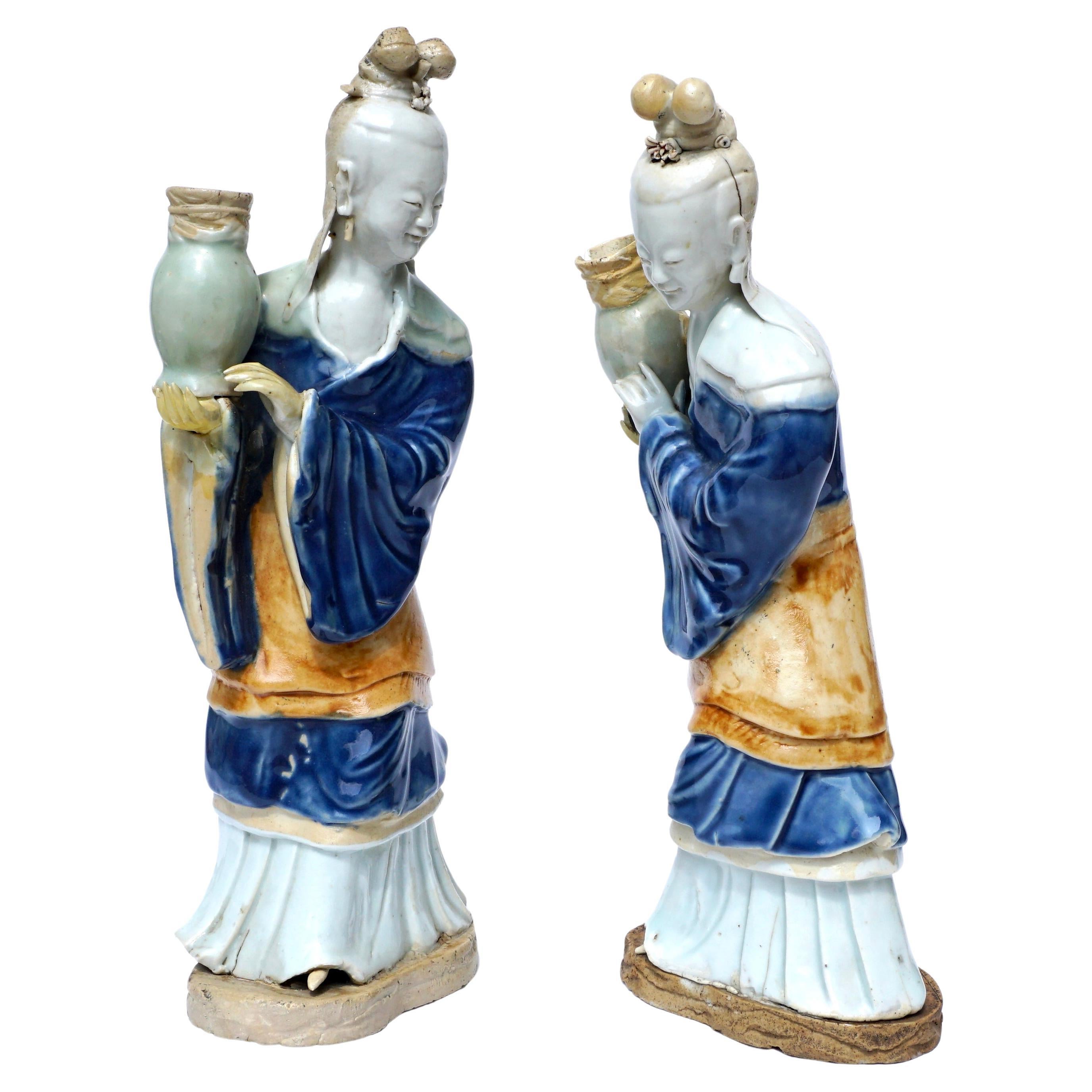 Chinese Export 19th Century Porcelain Court Figures For Sale at 1stDibs