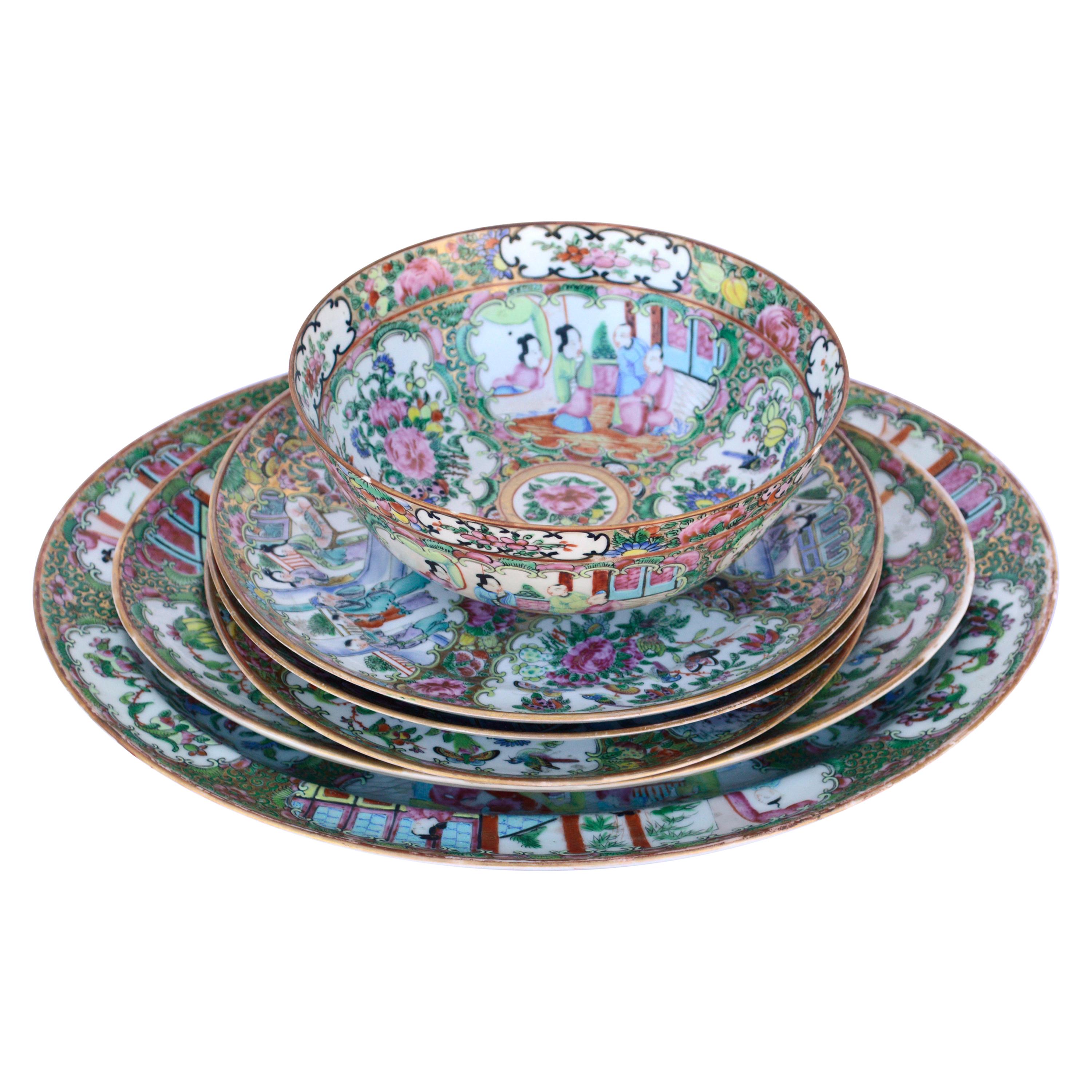 Chinese Export Porcelain Dinner Set at 1stDibs