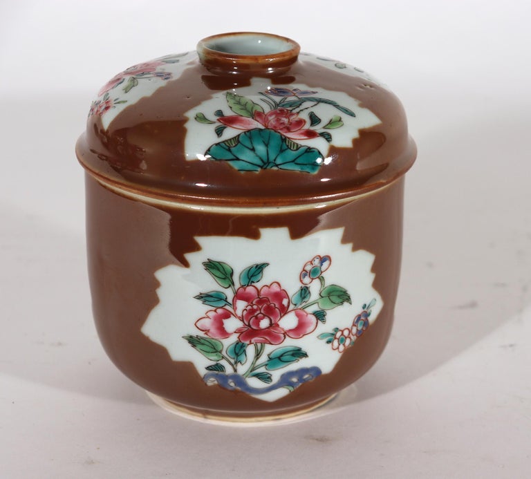 Chinese Export Porcelain Group of Batavia-ware Urns and Covers For Sale ...