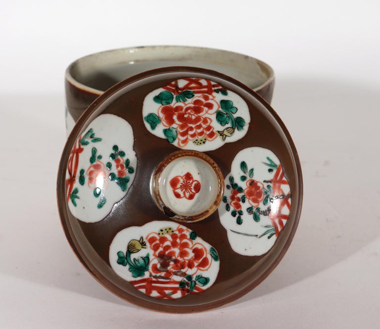 Chinese Export Porcelain Group of Batavia-ware Urns and Covers For Sale ...