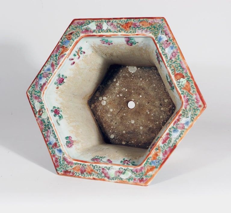 Chinese Export Porcelain Rose Canton Cache Pot and Stand For Sale at ...