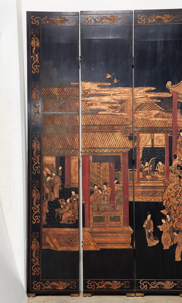 Chinese Export Twelve-Panel Lacquered Coromandel Screen For Sale at 1stDibs