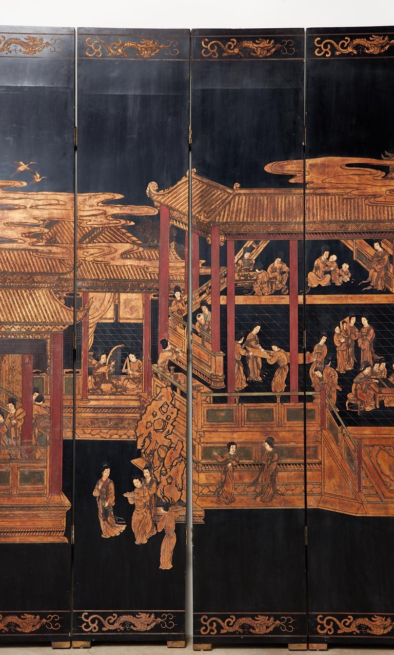 Chinese Export Twelve-Panel Lacquered Coromandel Screen For Sale at 1stDibs