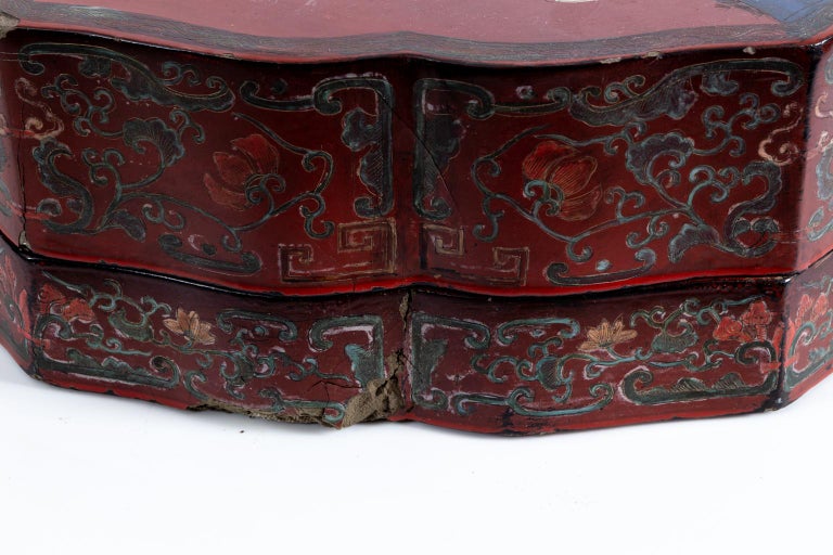 Chinese Lacquered Box For Sale at 1stDibs