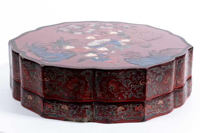 Chinese Lacquered Box For Sale at 1stDibs
