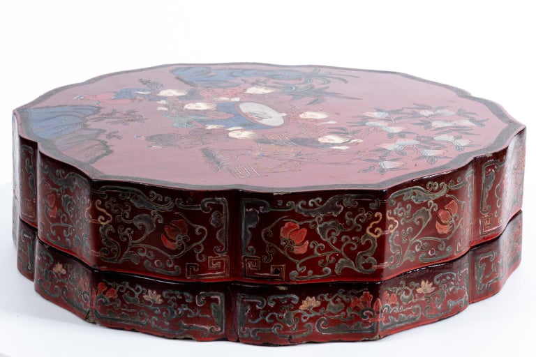 Chinese Lacquered Box For Sale at 1stDibs