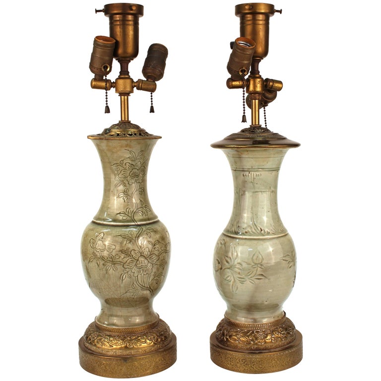 Chinese Ming Dynasty Celadon Porcelain Table Lamps in Shape of Yen Yen ...