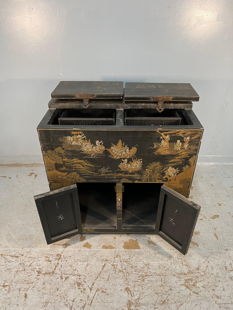 Chinese Money Chest in Black Lacquer and Gilt Decoration For Sale at ...