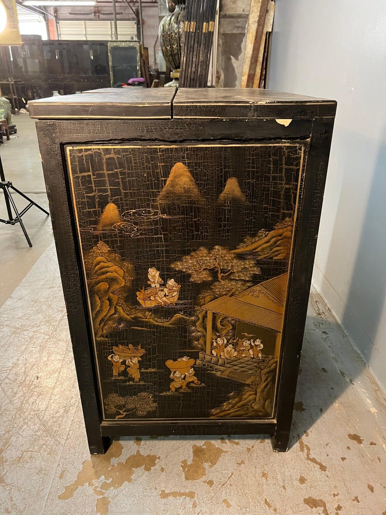 Chinese Money Chest in Black Lacquer and Gilt Decoration For Sale at ...