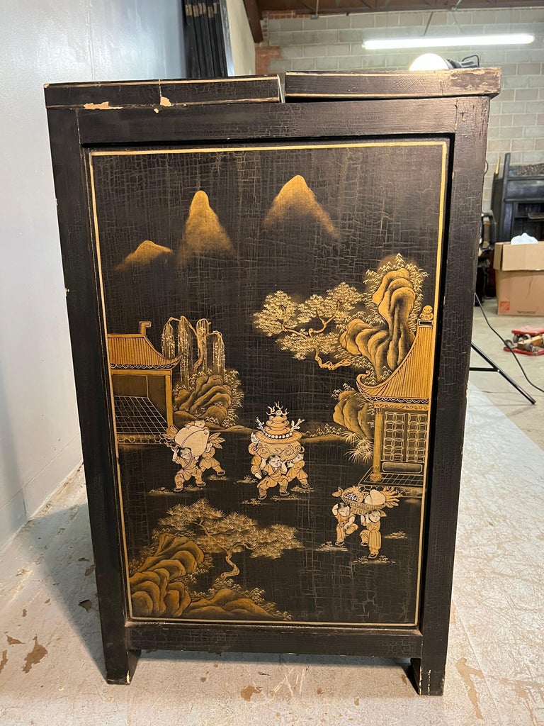 Chinese Money Chest in Black Lacquer and Gilt Decoration For Sale at ...
